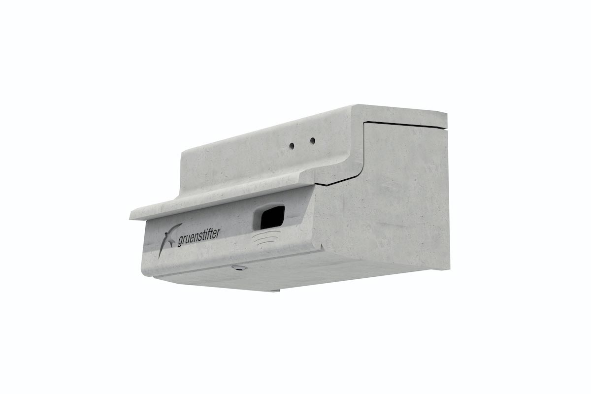 Buy swift nest boxes for swifts, sparrows and bats.